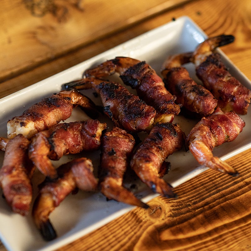 Camarones rellenos | Kingsford Espanol